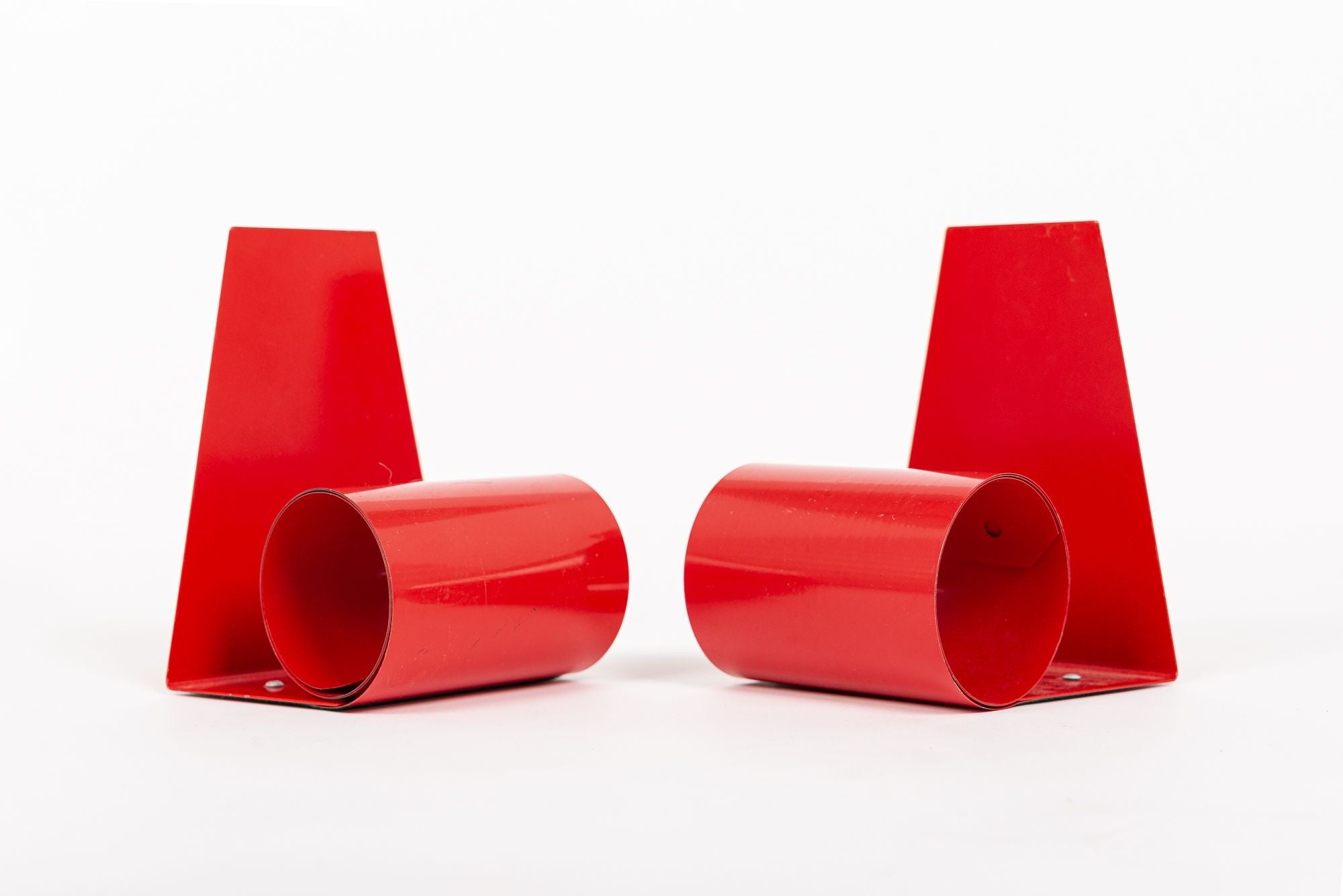 Antique English Art Deco Red Metal Bookends 1940s – capsule